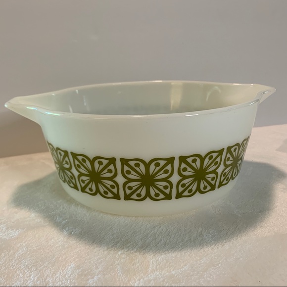 Pyrex | Dining | Vintage Pyrex Autumn Flower Verde Midcentury Green ...